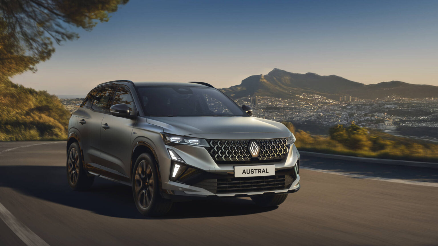 Renault Unveil New Look Austral | Rev.ie